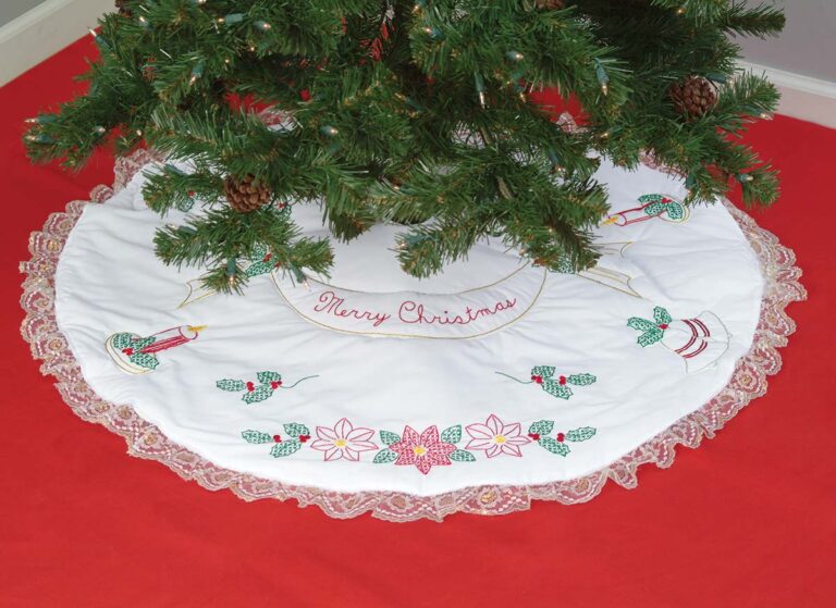 *Poinsettias Christmas Tree Skirt - Jack Dempsey Needle Art